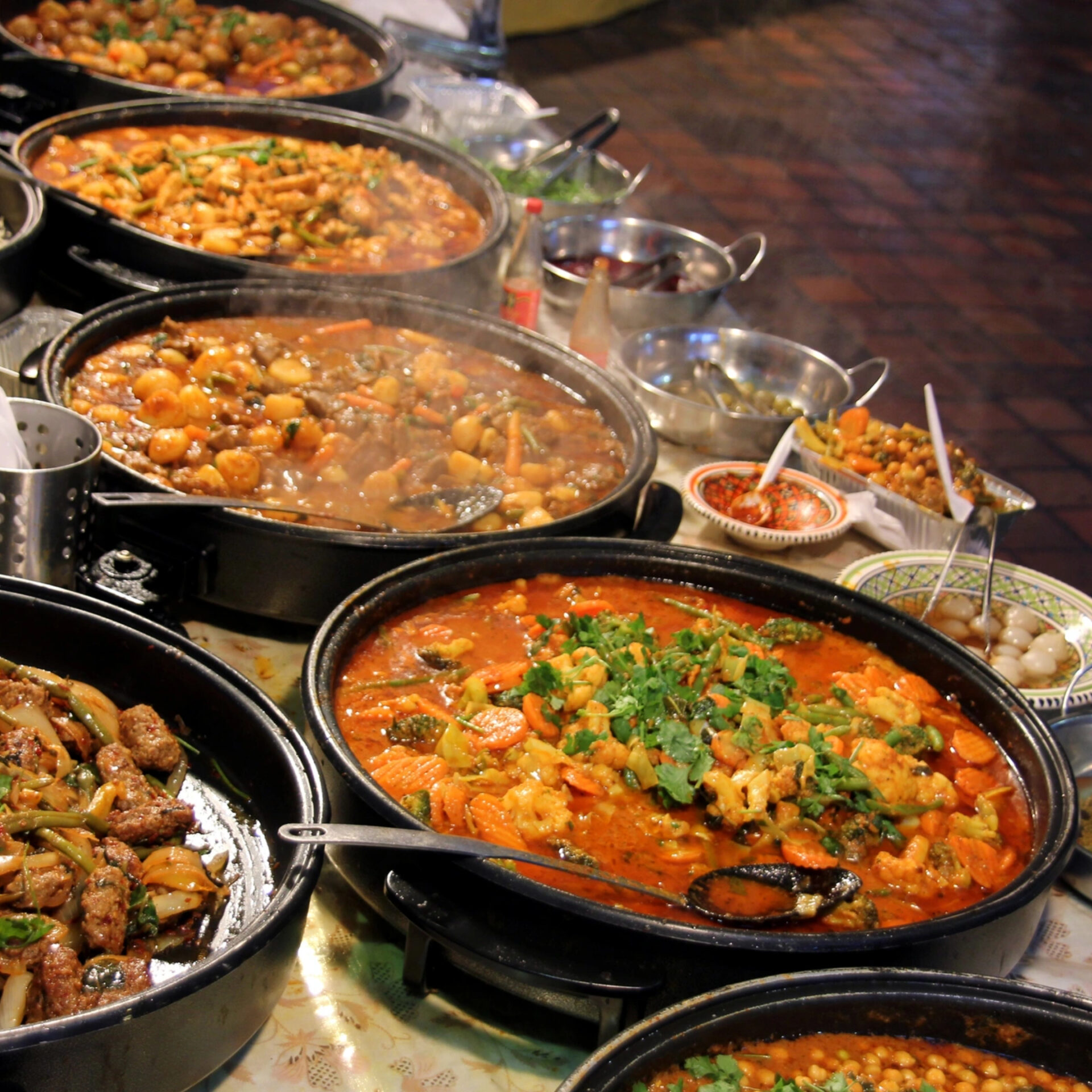 Canadian Restaurants Data – 11,621 Businesses (2,576 Emails)